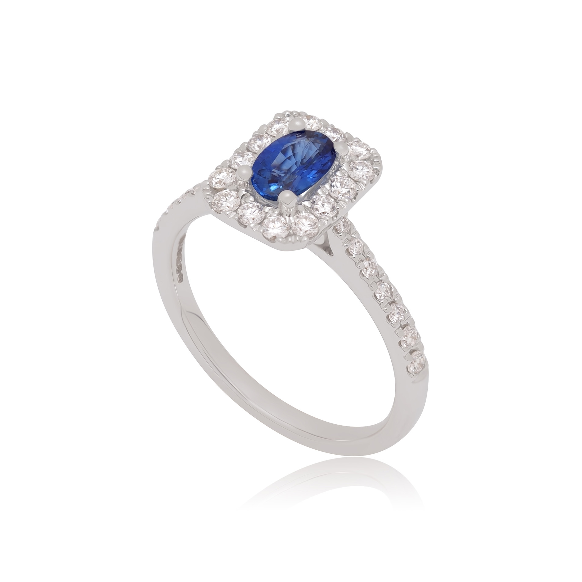 18ct White Gold Oval Sapphire & Diamond Cluster Ring with Diamond ...